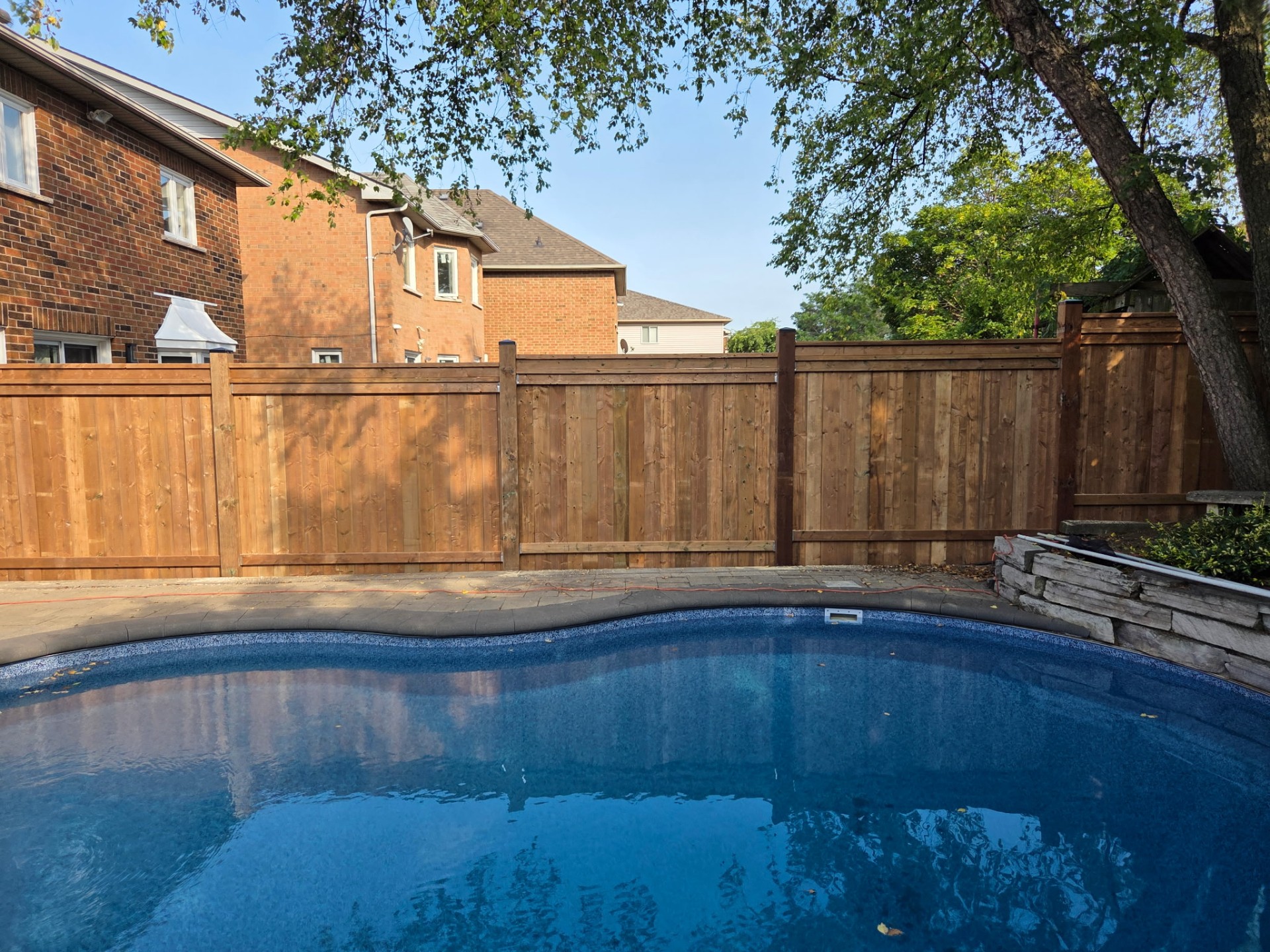 KRAO Renovations | Professional Fence Installation Toronto & GTA